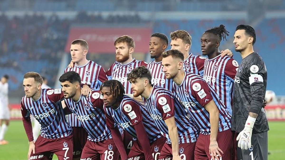 14 maç 14 farklı kadro - Son dakika Trabzonspor haberleri - Fotomaç 14 maç 14 farklı kadro - Son dakika Trabzonspor haberleri - Fotomaç