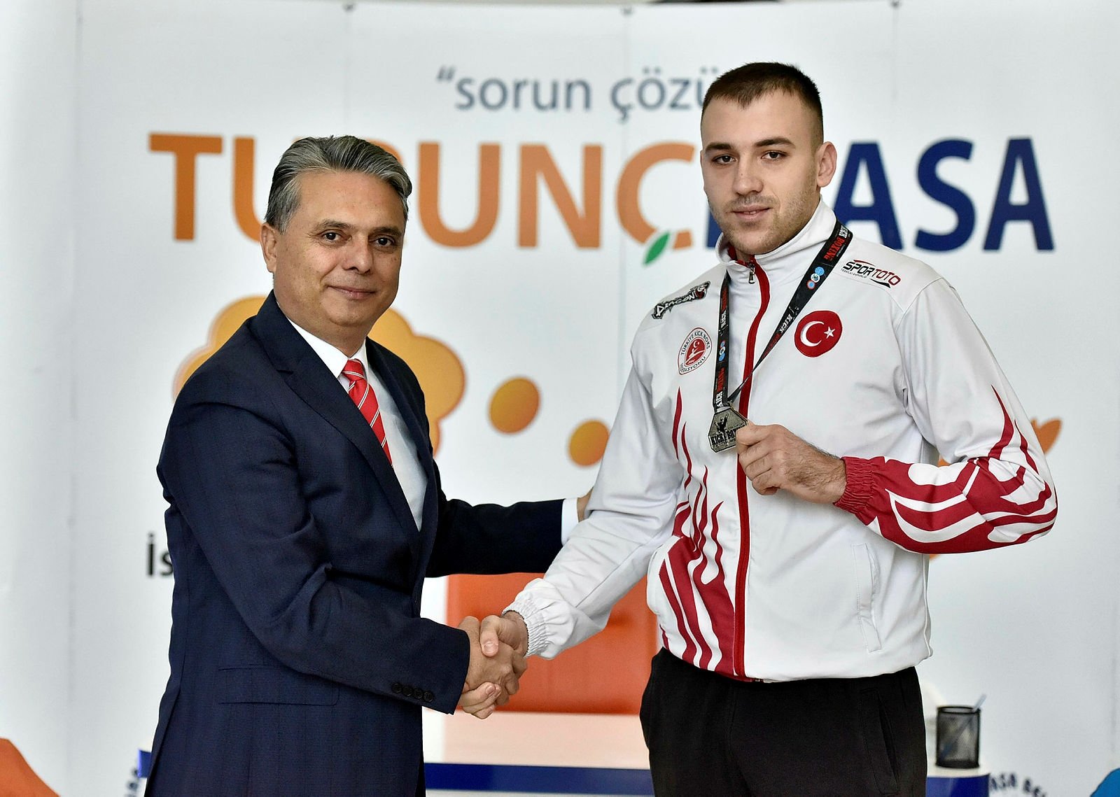 Hasan Mert Kızıl Avrupa 2’ncisi oldu - Son dakika Boks haberleri - Fotomaç