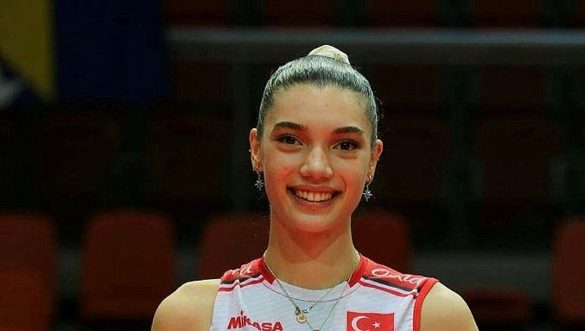 Sude Naz Beşiktaş’ta - Son dakika Voleybol haberleri - Fotomaç