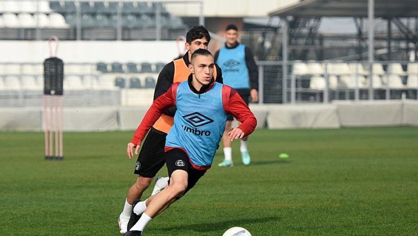 Manisa pas çalıştı - Son dakika TFF 1.Lig haberleri - Fotomaç