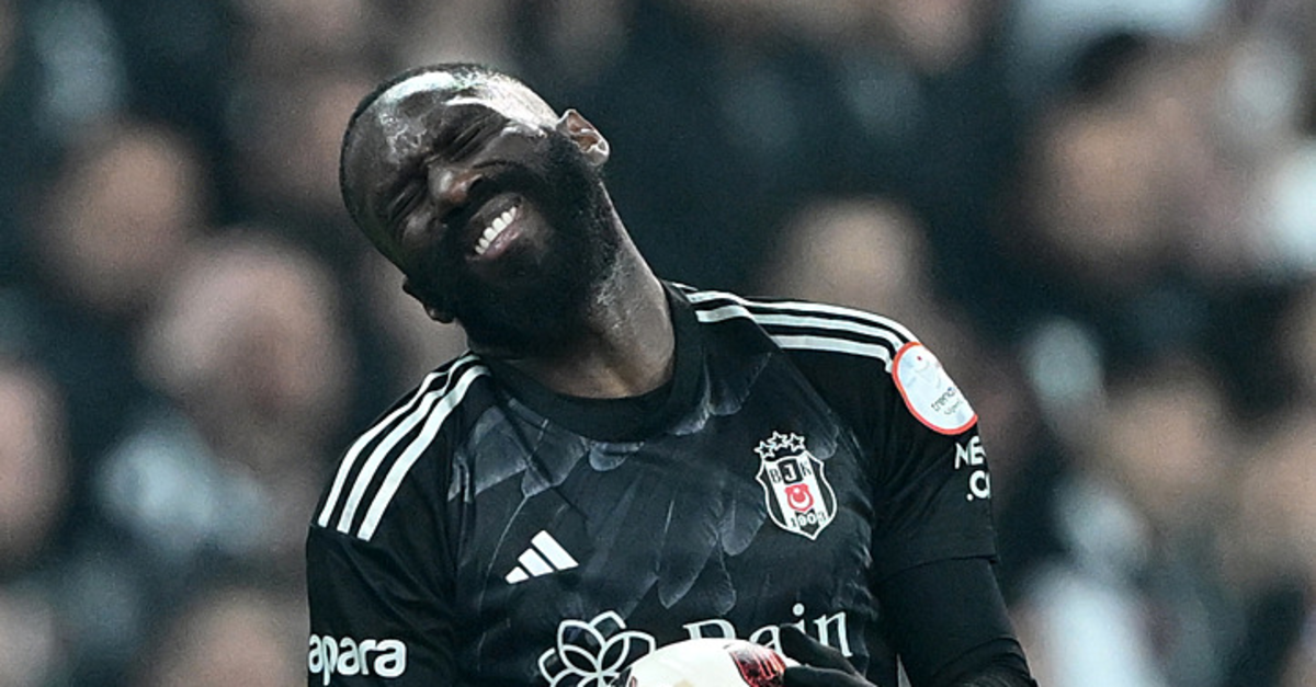 Beşiktaş şampiyonluktan sonra derbi kazanmakta zorlanıyor - Son dakika ... Beşiktaş şampiyonluktan sonra derbi kazanmakta zorlanıyor - Son dakika ...
