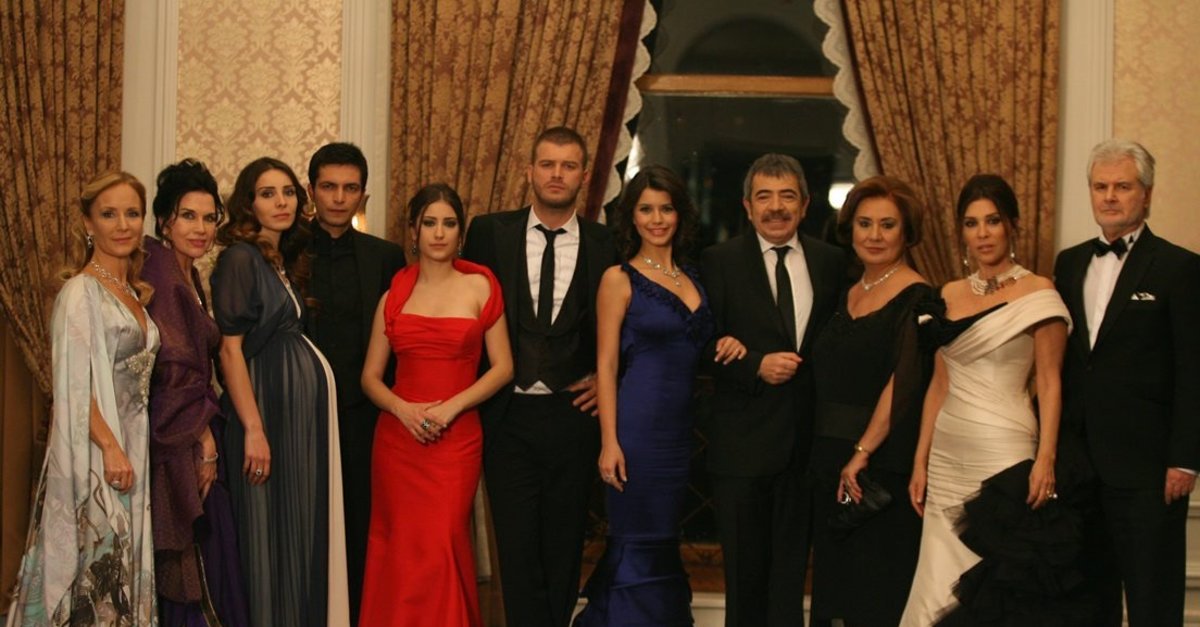 AŞk I Memnu Fİnalİ Ne Zaman Saat KaÇta Aşk ı Memnu Dizisinin