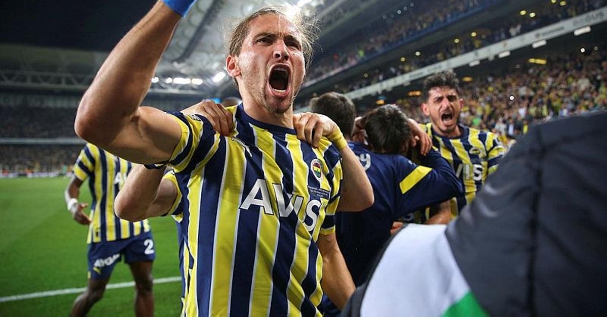 Crespo Genoa’ya - Son dakika Fenerbahçe haberleri - Fotomaç