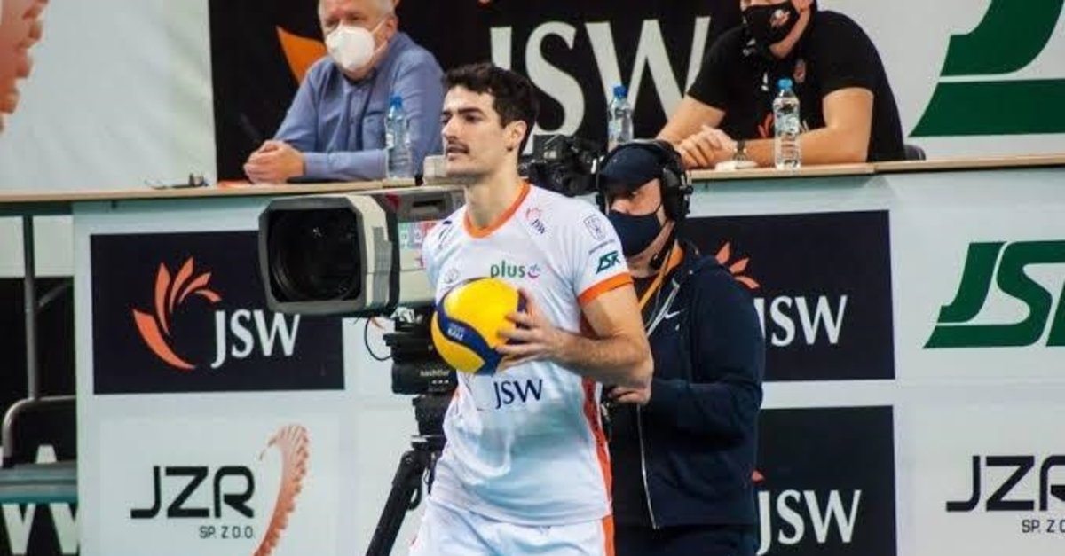 Fenerbahçe HDI Sigorta Erkek Voleybol Takımı Yacine Louati’yi transfer ... Fenerbahçe HDI Sigorta Erkek Voleybol Takımı Yacine Louati’yi transfer ...