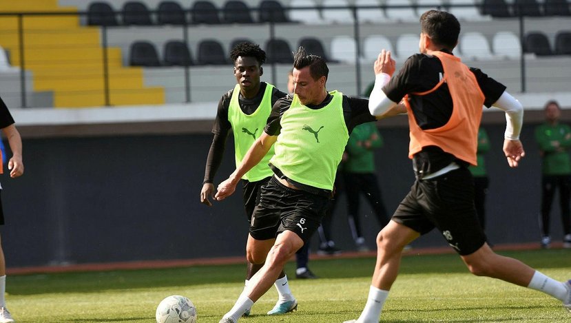 Manisa çalışıyor - Son dakika TFF 1.Lig haberleri - Fotomaç
